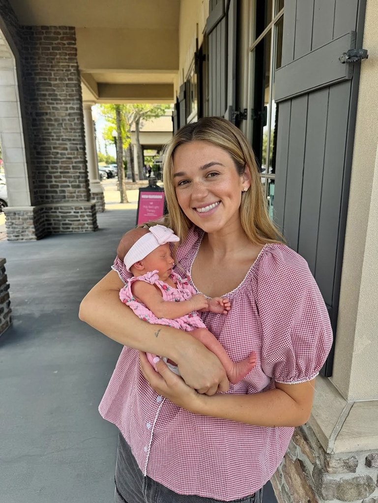 Duck Dynasty's John Luke Robertson, Mary Kate Robertson Having Twins