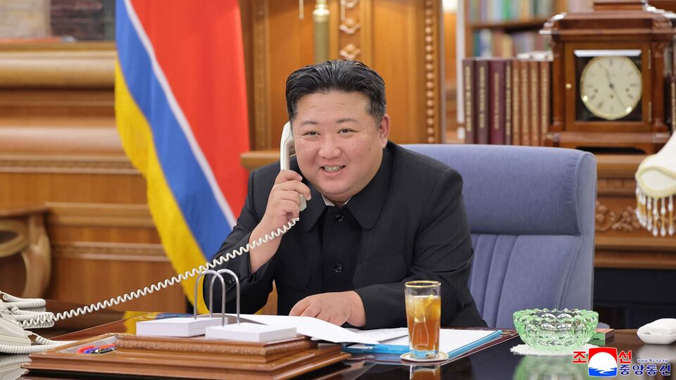 Putin holds conversation with North Korea's Kim Jong Un in ‘warm ...