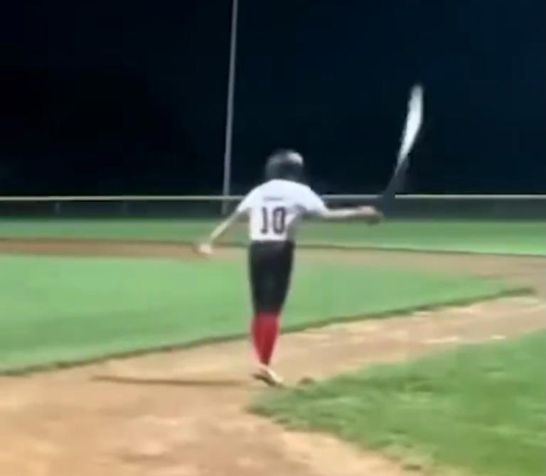 NJ Little Leaguer’s controversial bat flip is turning into merchandise