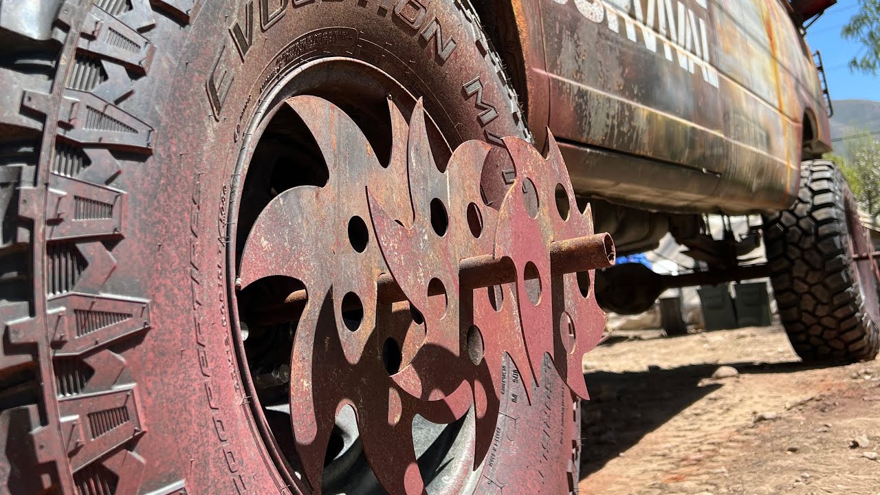 Behind the Scenes of State of Survival Zombie Van Action Sequence