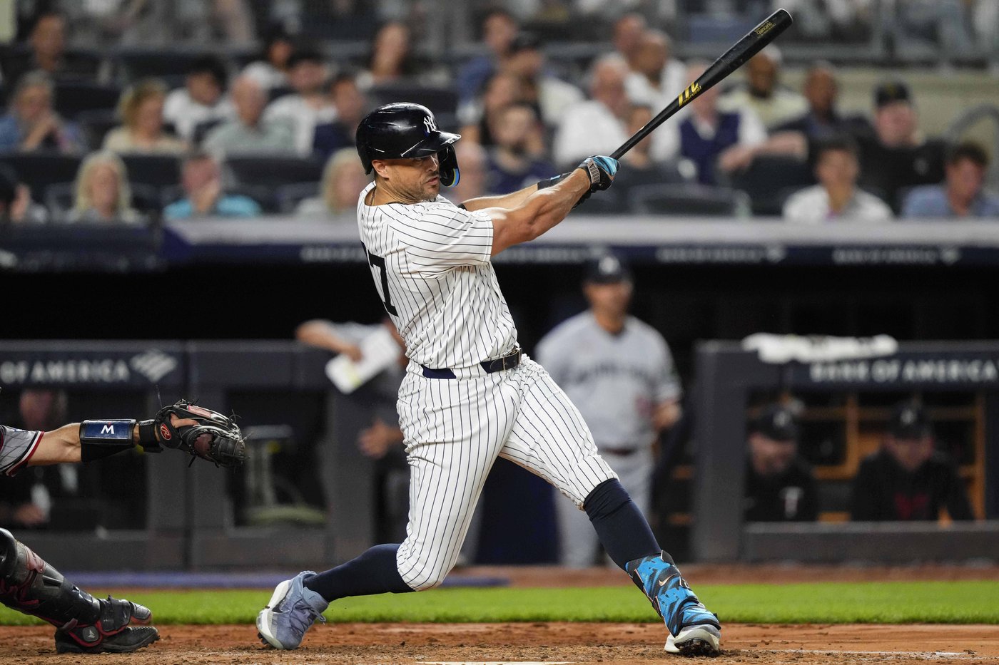 Judge homers, Stanton goes 4 for 5 with a homer, as Yankees rout Twins 9-1