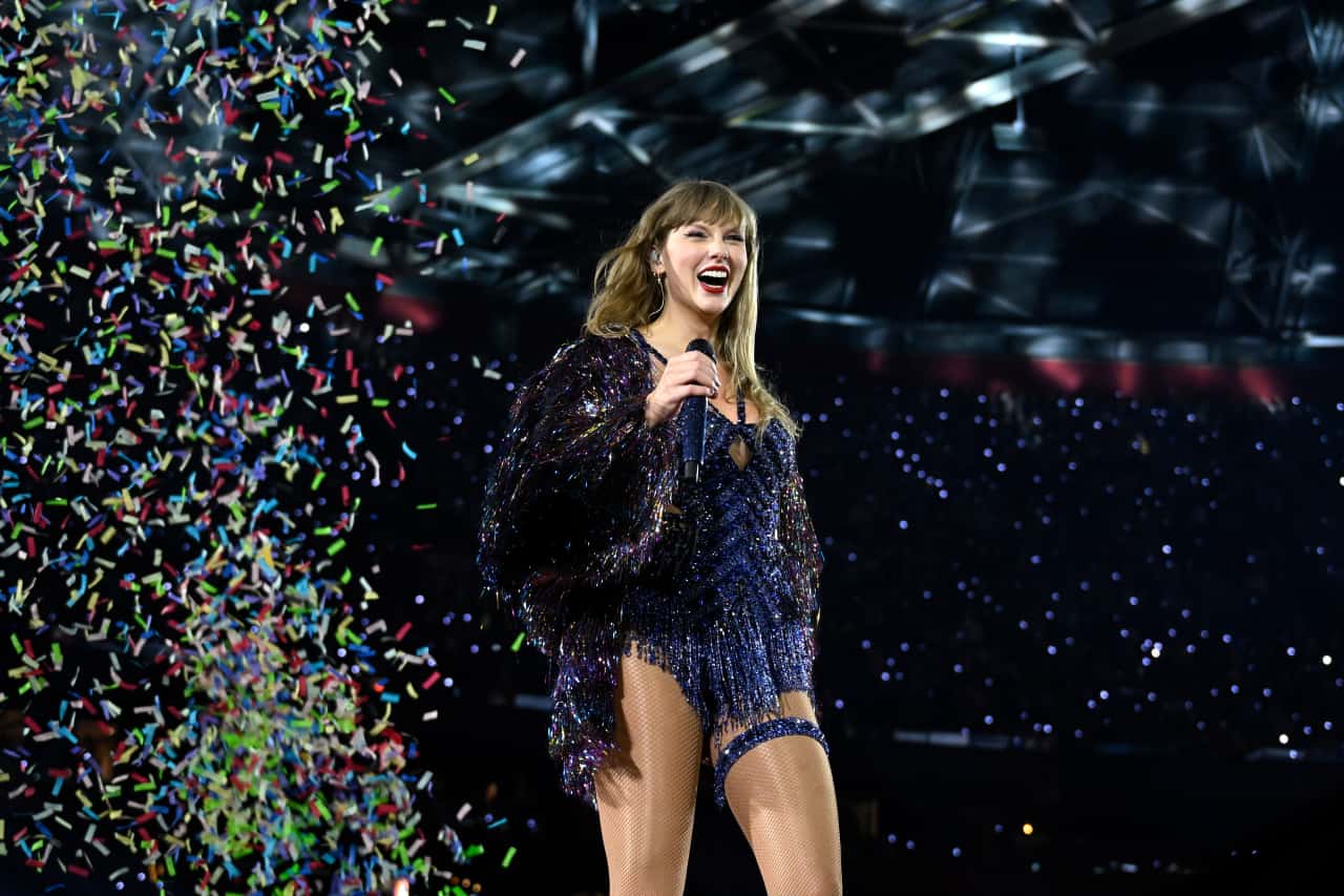 A New Taylor Swift Album Is Coming. That’s Music to These Stocks.