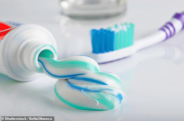 Curl-gate Triple Action! Scientists want to make toothpaste from human HAIR