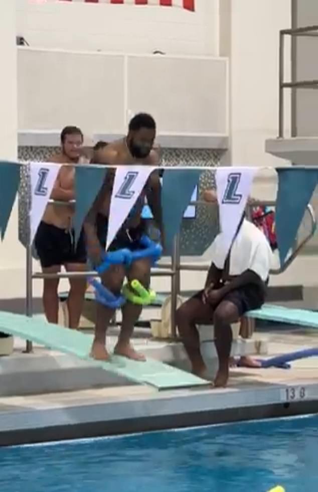 Michael Phelps challenges Baltimore Ravens stars to diving contest