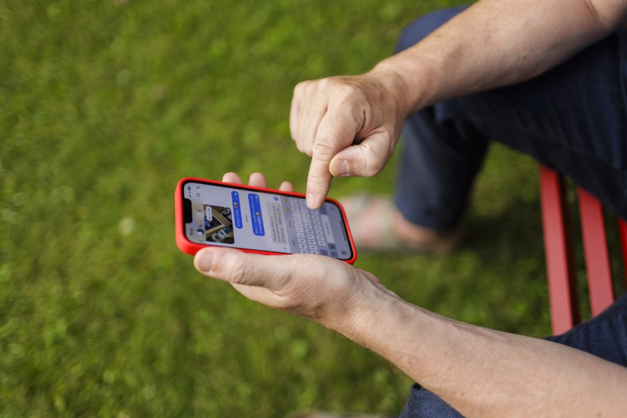 Survey shows baby boomers exhibit signs of digital addiction