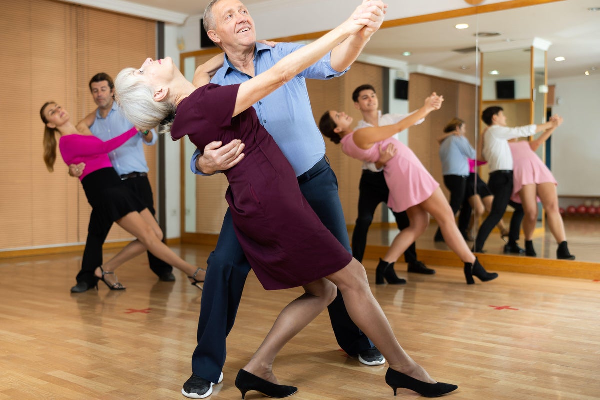 Why dancing is good for the physical and mental health of seniors