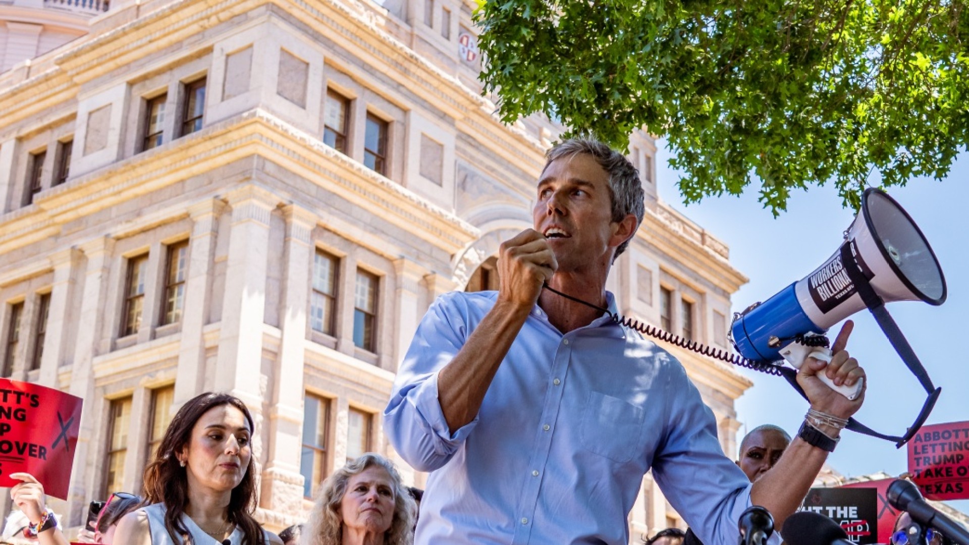 ‘He’s lying’: Texas AG wants to arrest Beto O’Rourke as tensions explode