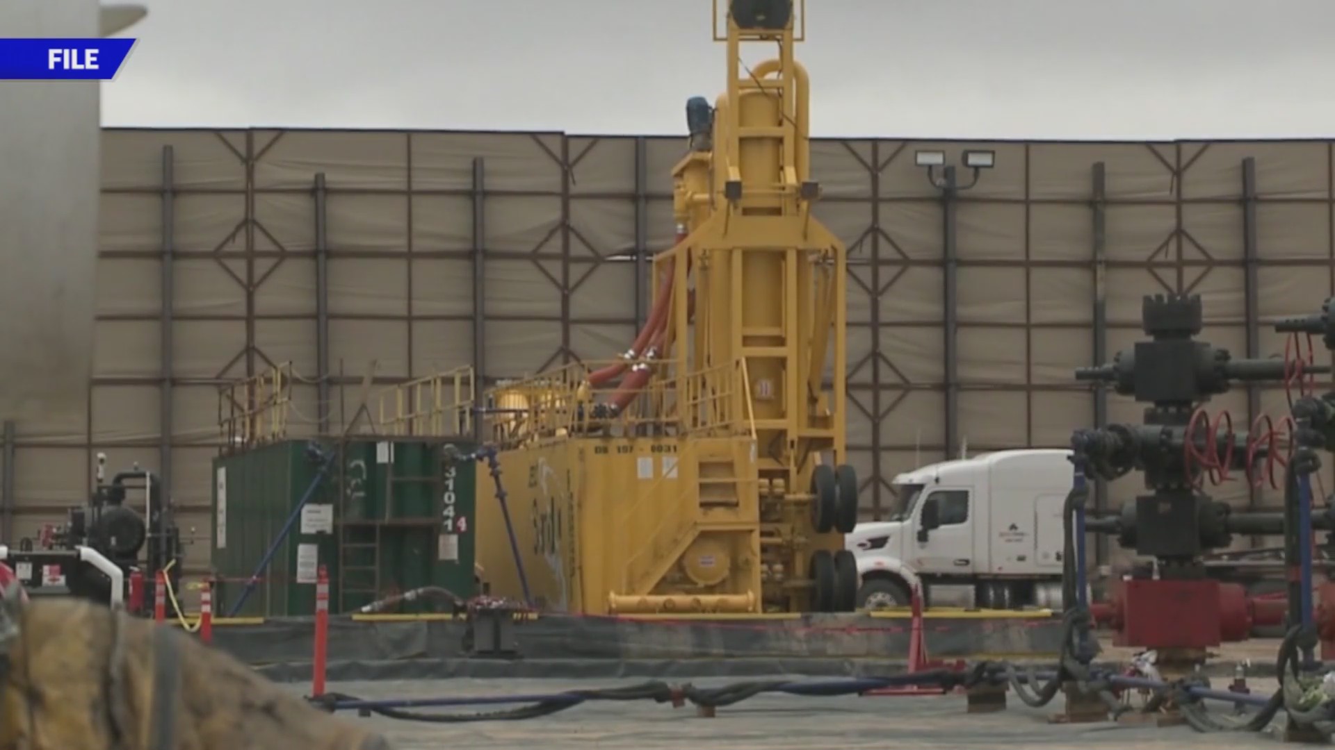 142 low-producing oil and gas wells to be plugged