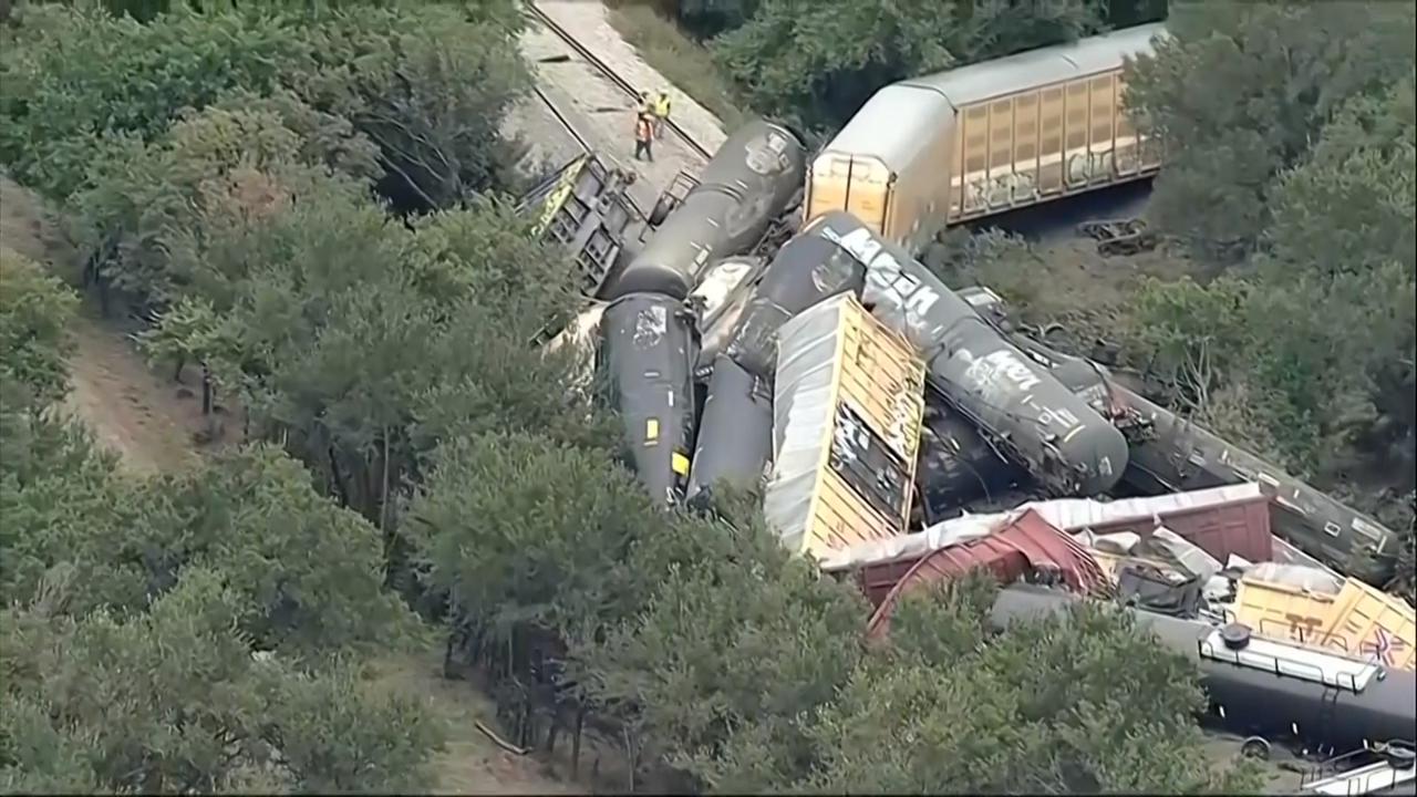 Dozens of Union Pacific train cars derail near Texas town, no injuries ...