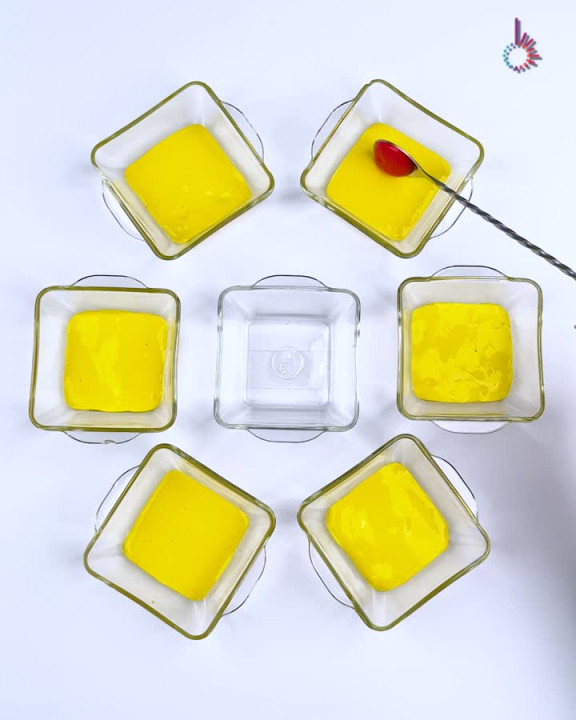 Creating a palette by mixing colors