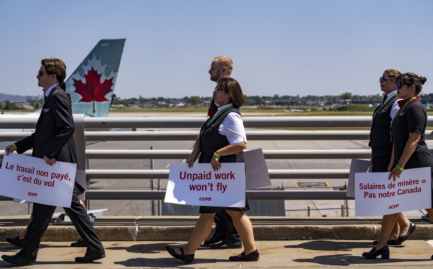 Air Canada, flight attendants yet to call 72 hour notice of job action