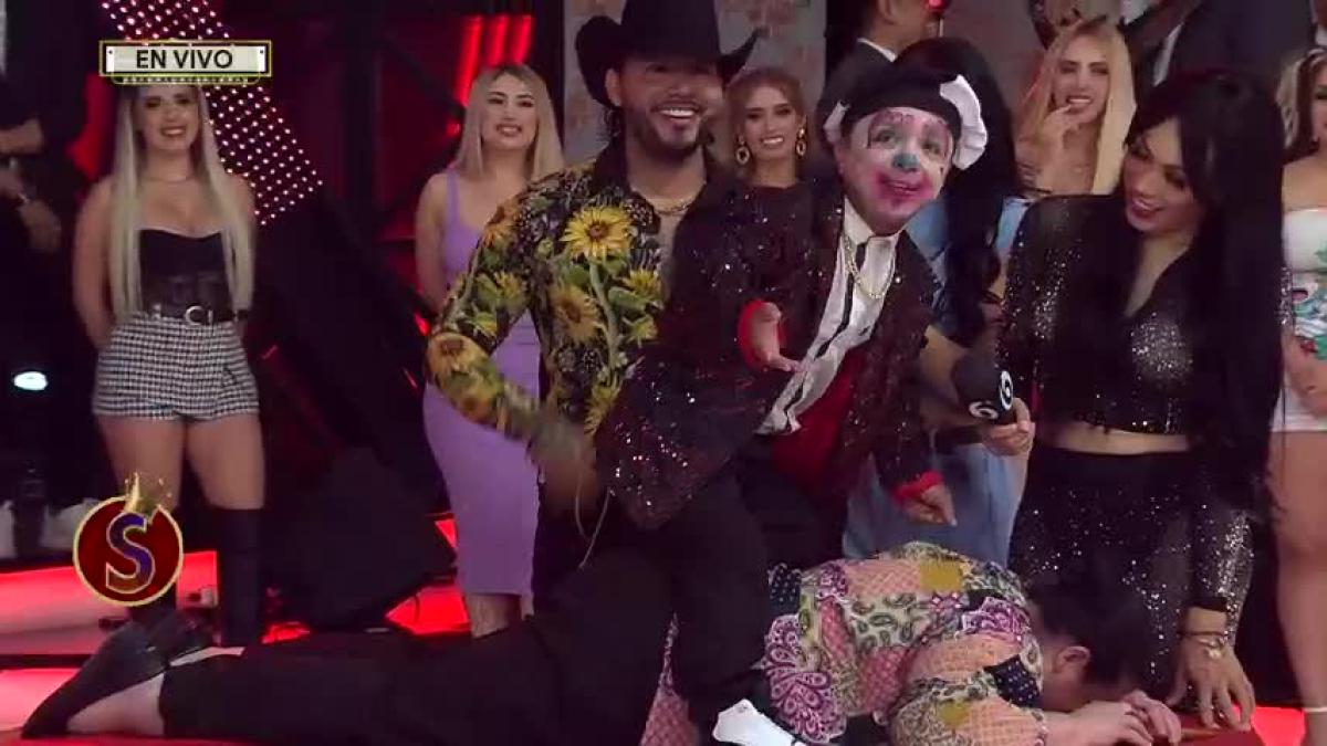 'Saltitos Doy' sorprende a señora al darle masaje