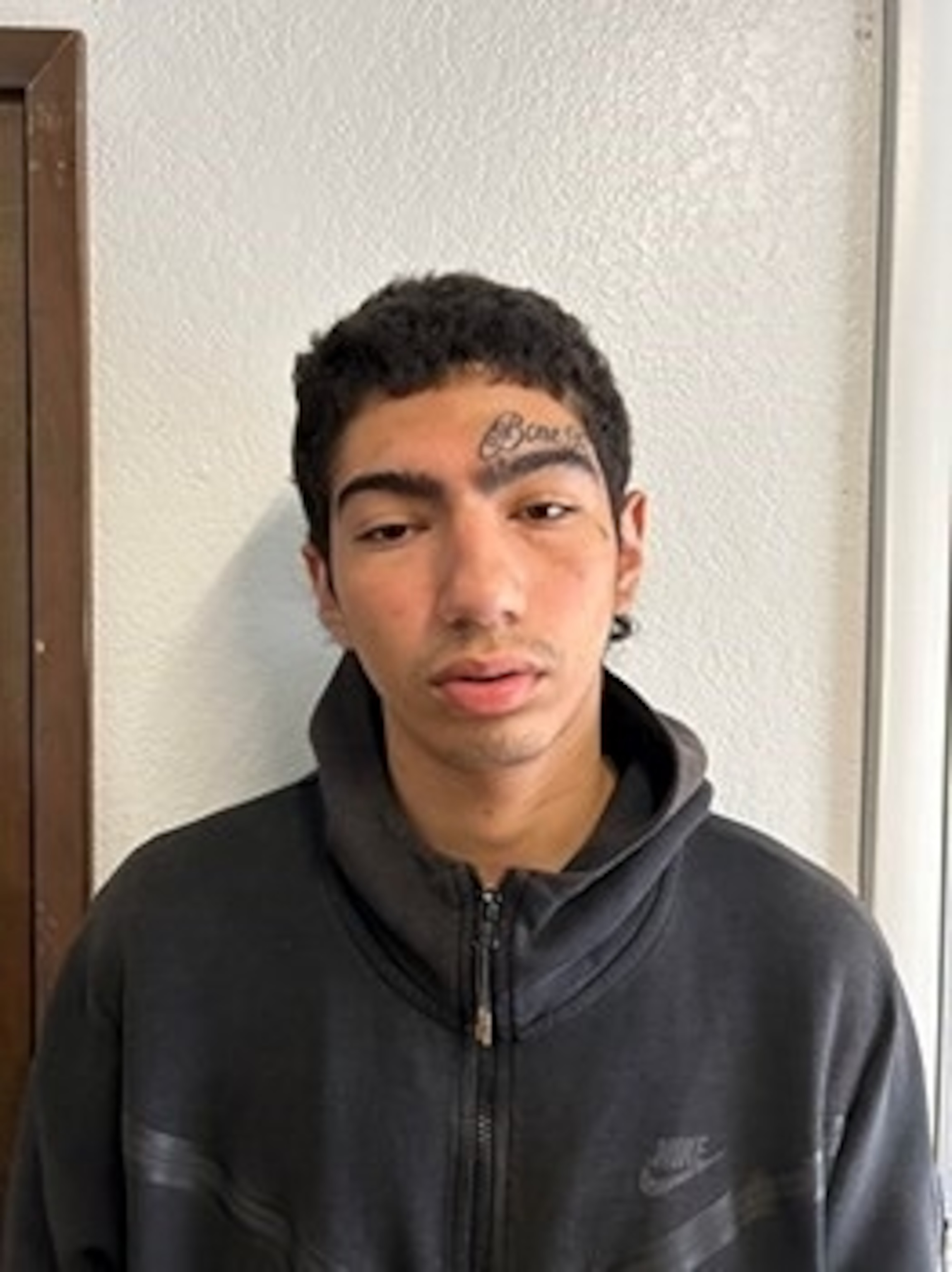 Prisoner escapes custody at Sea-Tac Airport in Washington, police say