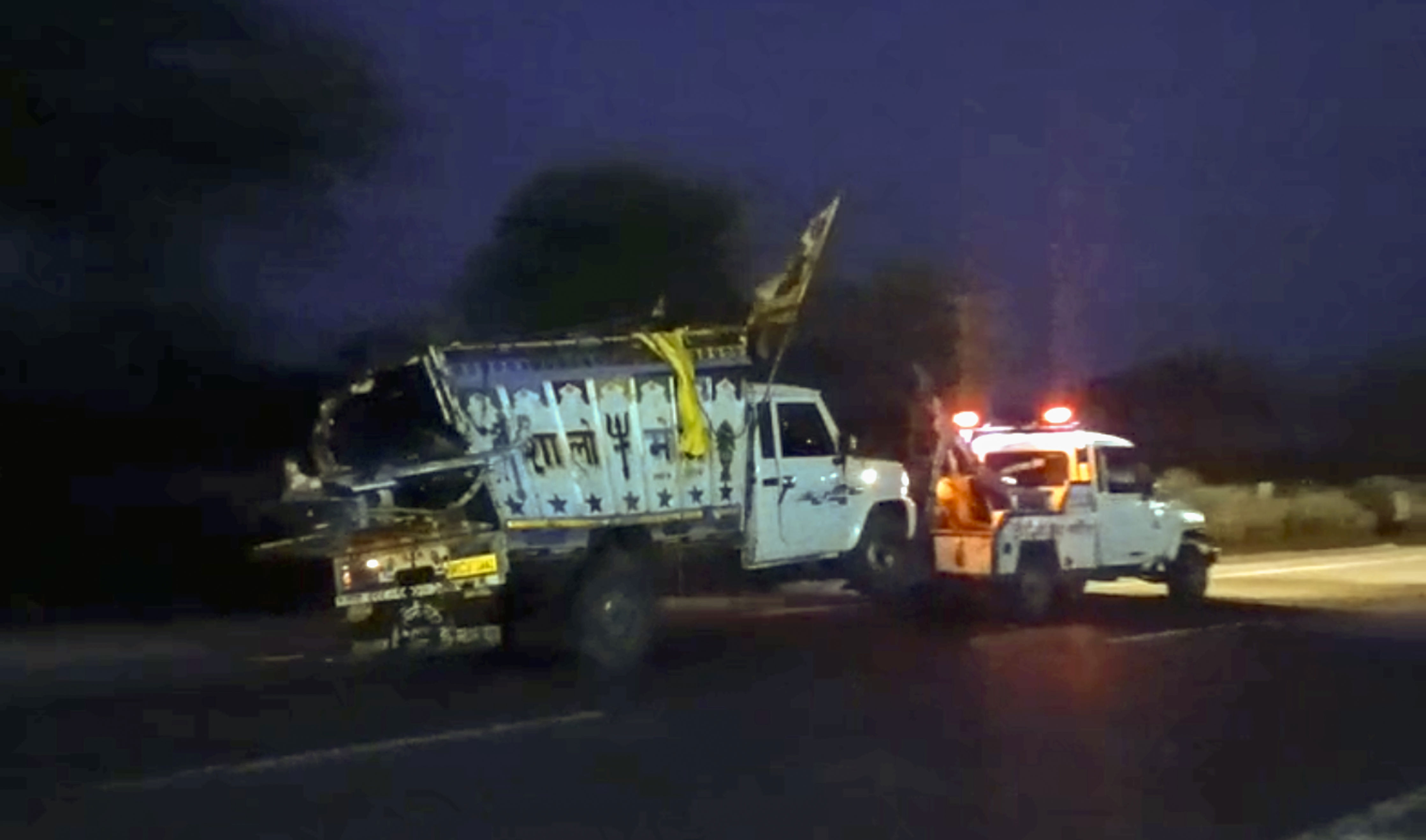 11 from UP killed as pickup van rams into truck in Rajasthan's Dausa ...