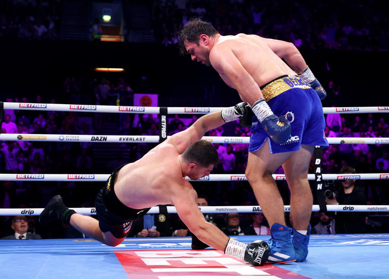 Dave Allen vs Arslanbek Makhmudov: Start time, undercard and how to watch