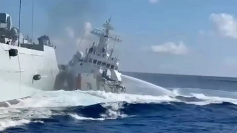 Ο στρατός των Φιλιππίνων κατηγορεί την Κίνα για σύγκρουση δύο πλοίων ...