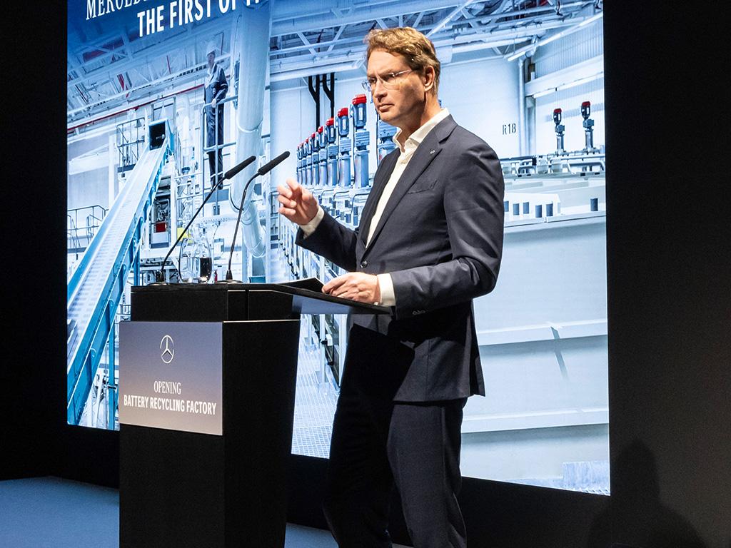 Mercedes-Benz says 2035 ICE ban could ‘collapse’ European auto industry