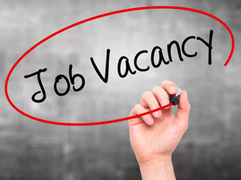 Govt Jobs 2025: 5 options for government jobs without exam, vacancies ...