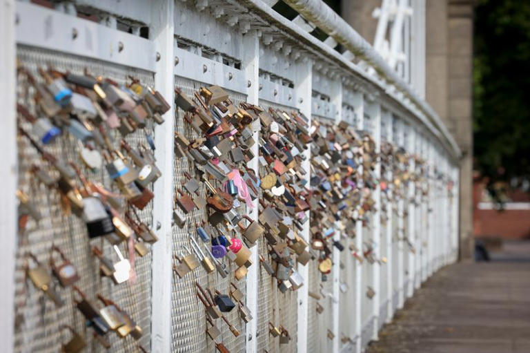 Love locks on Nottingham bridge to be taken down - but 'lovely meaning ...