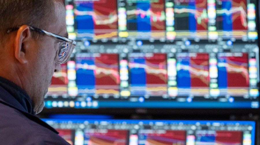 Wall Street Journal: 'Inflation isn't rising, but it also isn't coming ...