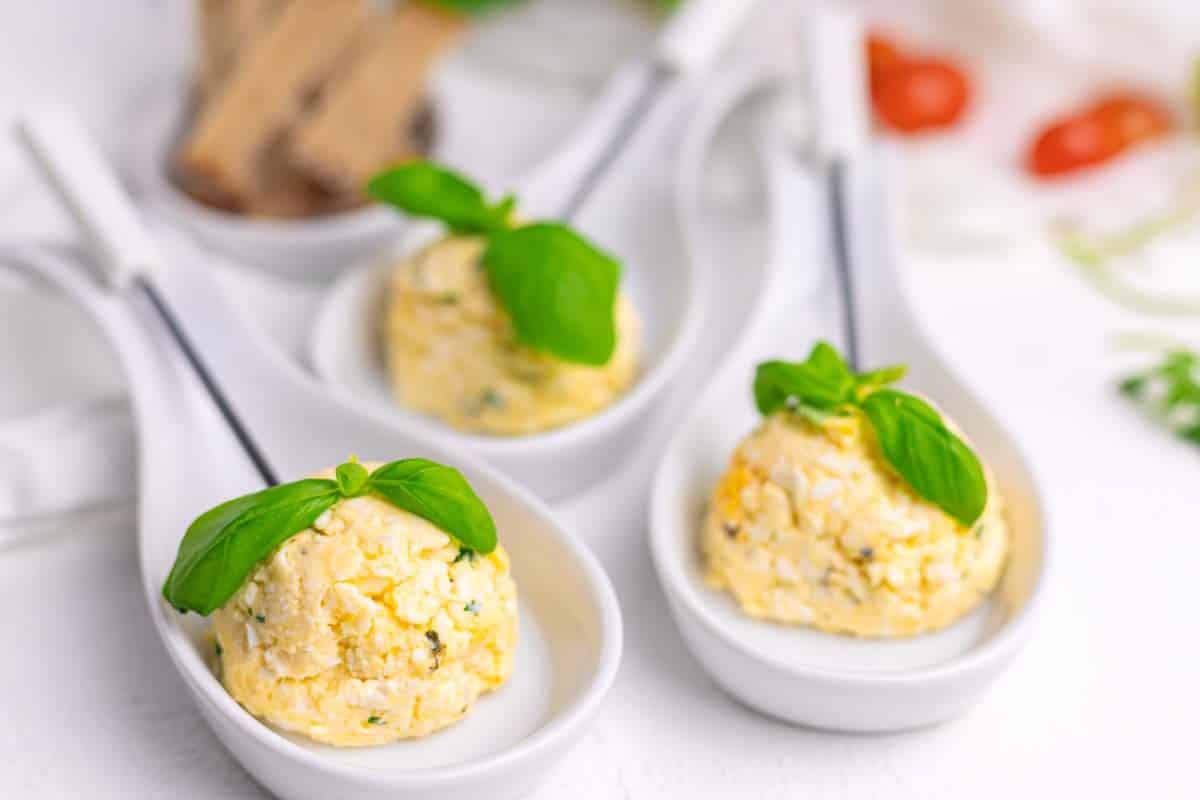 25 appetizers people come back to before the main course