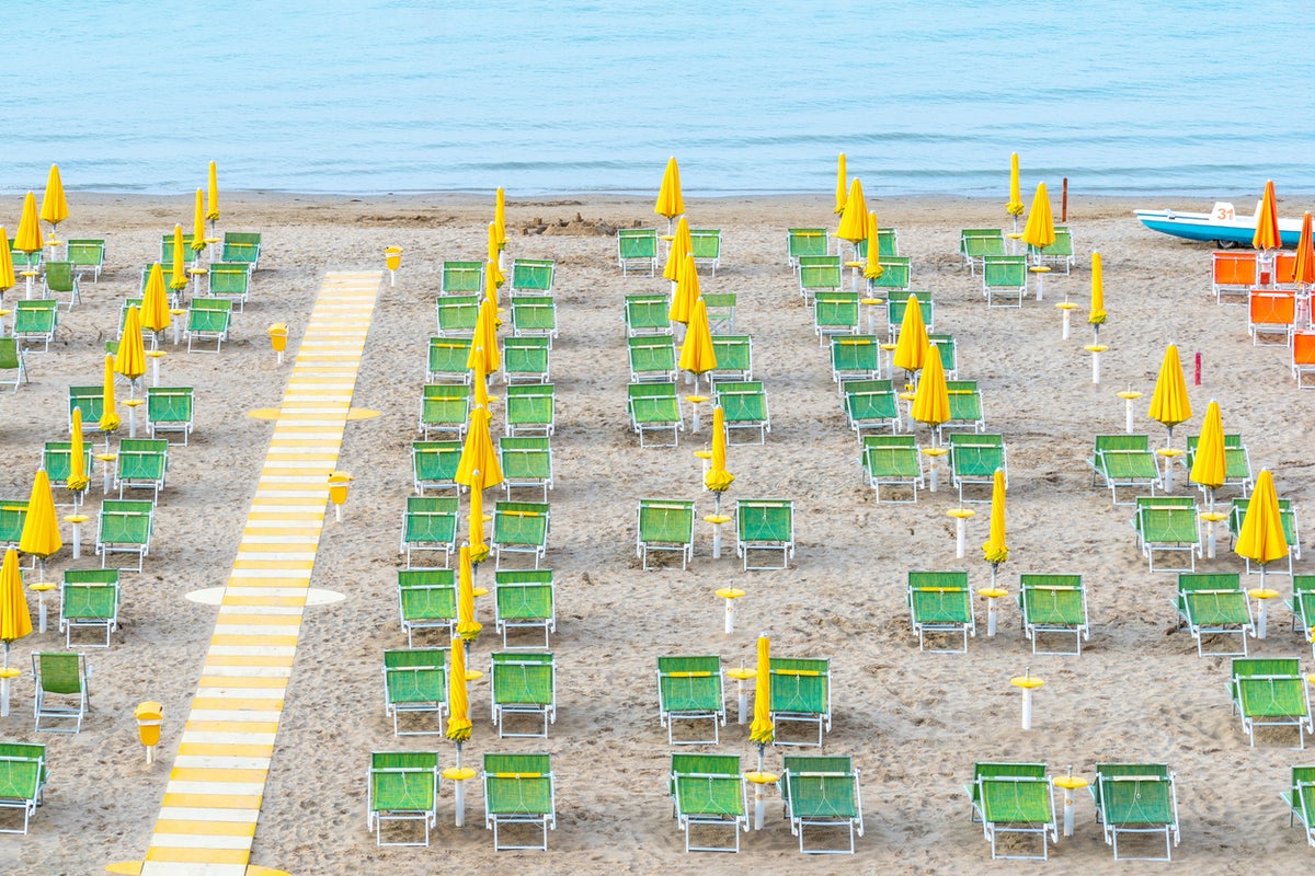 Tourist sues holiday firm that banned reserving sunbeds with towels