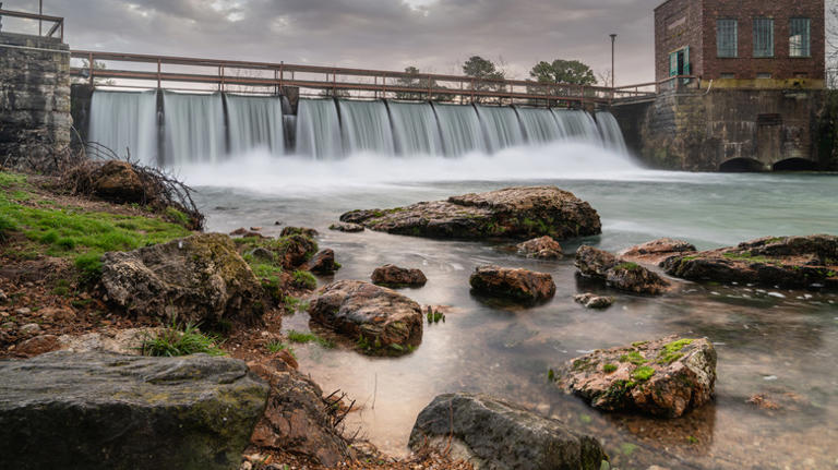 One Of The World's Largest Springs Is A Thriving Arkansas State Park To ...