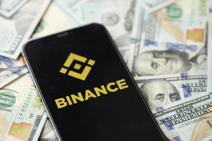 Binance Founder Zhao Seeks Pardon From Trump For Money-Laundering Violations