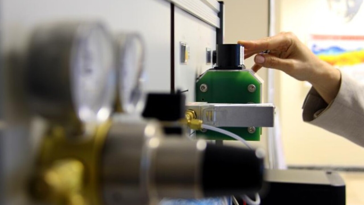 Jefferson Lab seeks voluntary resignations, downsizing workforce by 7%, WHRO reports