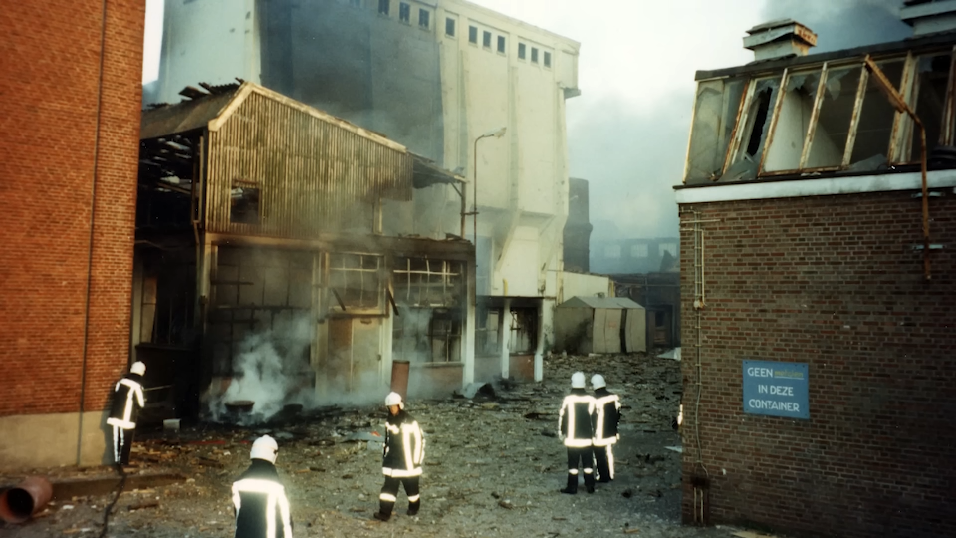 The Enschede Fireworks Factory Explosion