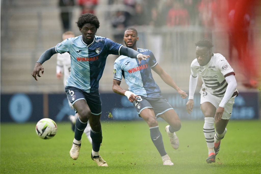 Celtic 'well-positioned' in race for £4.3m-rated star as champions ...