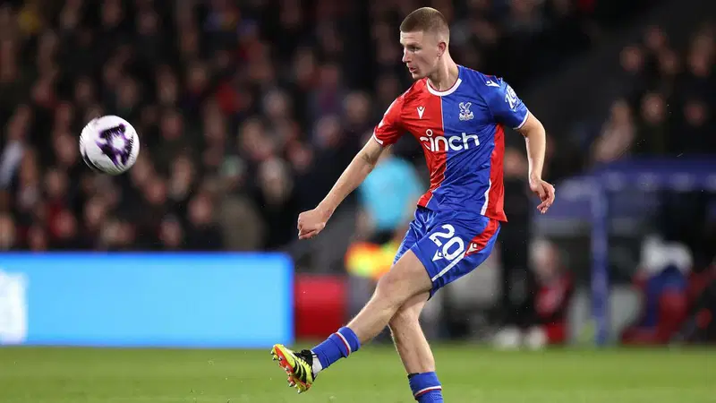 Liverpool, Manchester United, Adam Wharton a tranché