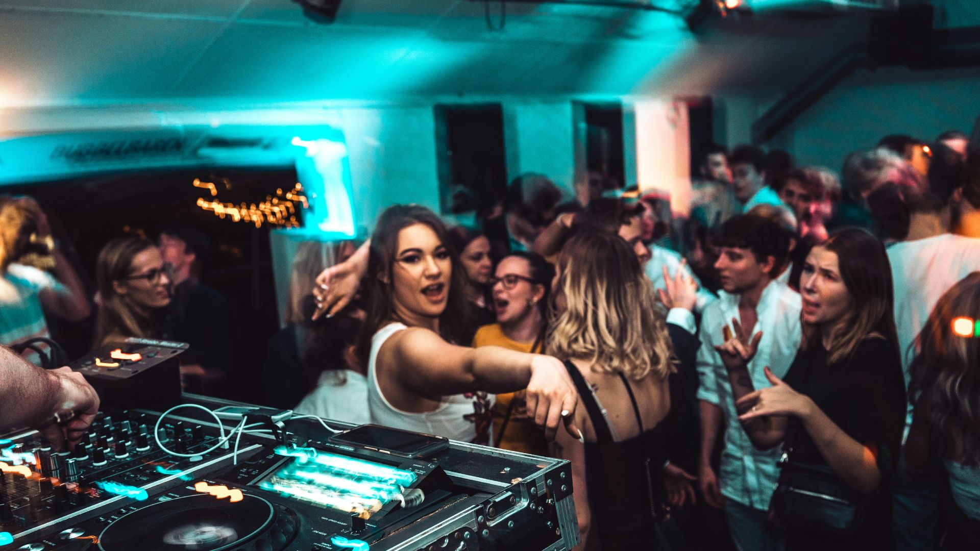 A Simple Tattoo to Detect Drugs in Your Drink? Here's How It Works