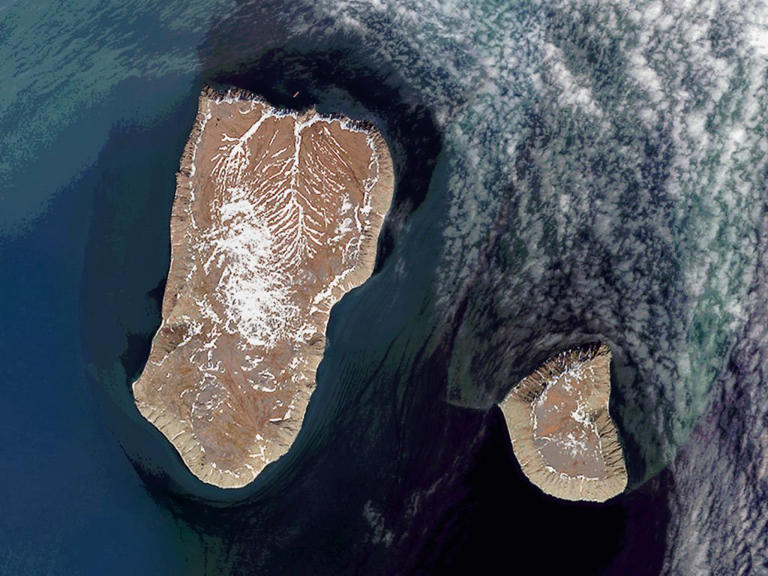 The islands where US and Russia are 2 miles apart