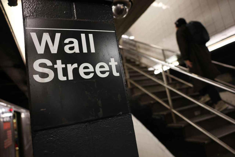 These Stocks Are Moving the Most Today: Alphabet, Apple, Dell, HPE ...