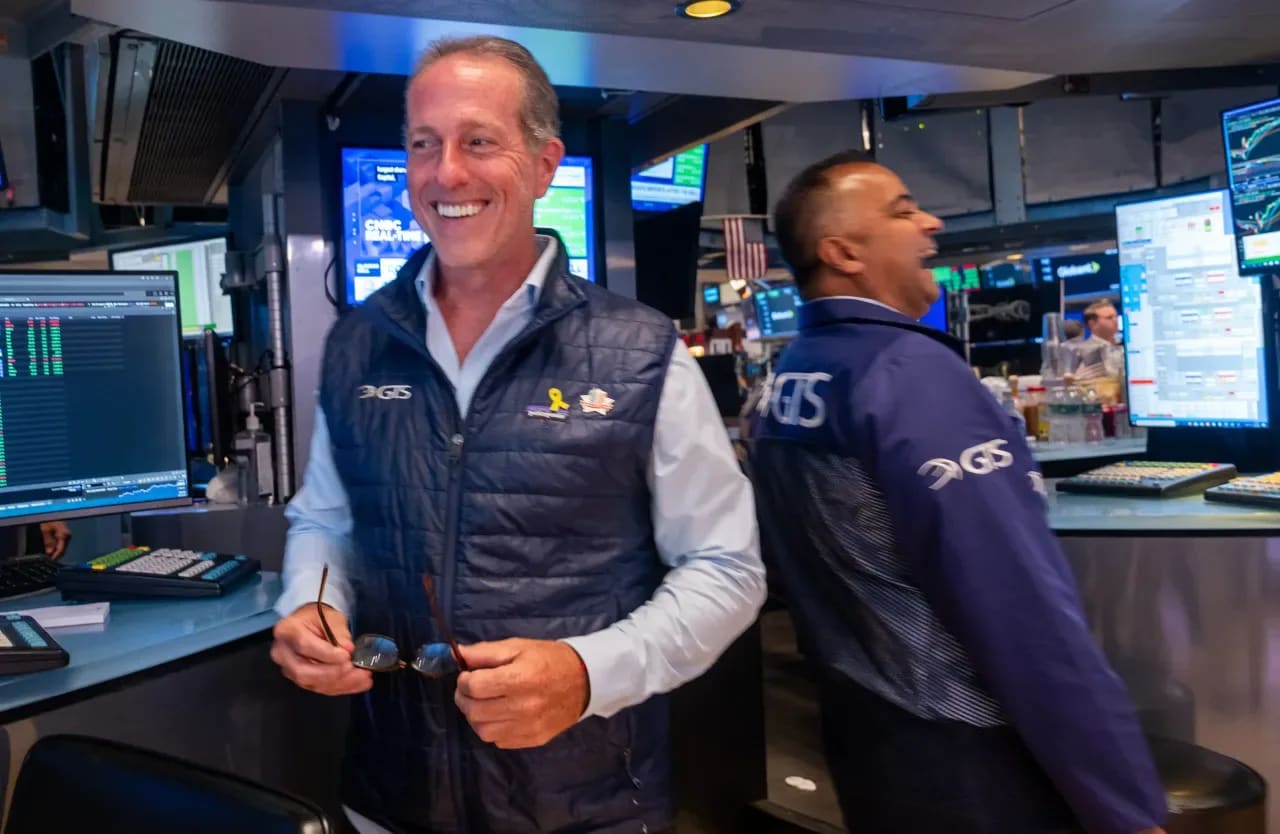 Peter Thiel-Backed Bullish Raises $1.1B In Oversubscribed IPO As ...