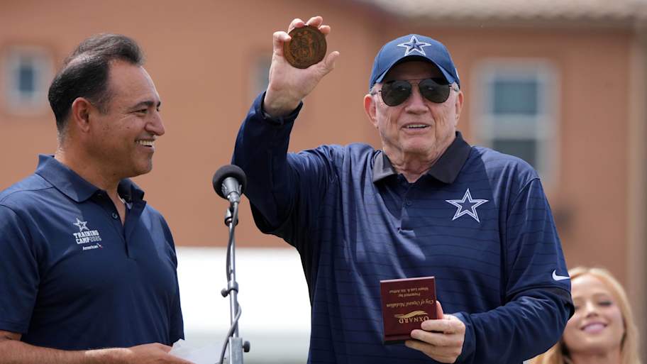 Cowboys superfan Denzel Washington upset with Jerry Jones' 'money' antics