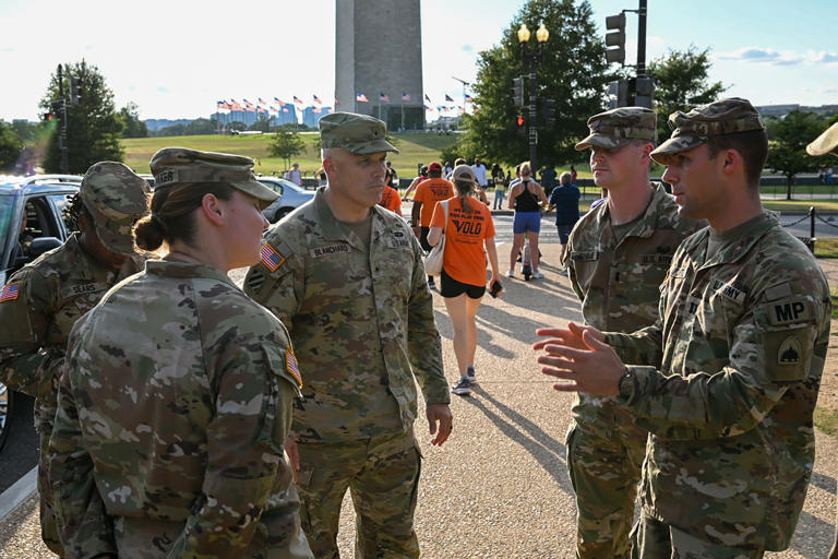 As Guard deploys, Trump to seek 'long-term' federal control of DC police