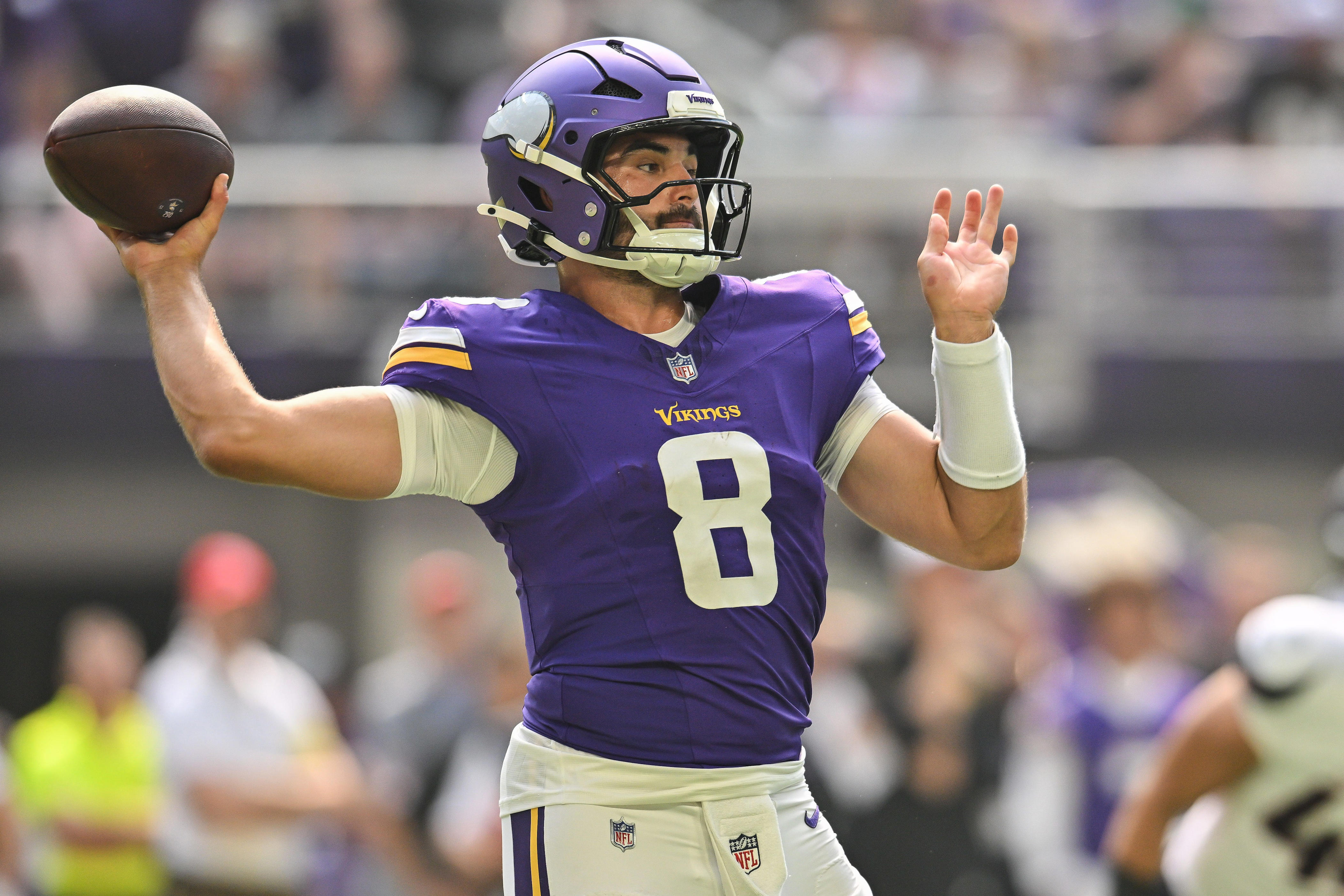 Vikings' Sam Howell has a less than stellar day against the Patriots