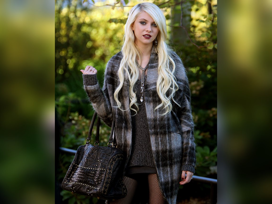 "Indie Sleaze": Style Guide to the Rebellious Look