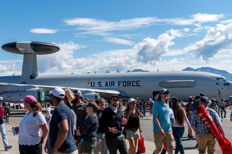 Inside Trump’s chaotic White House preparations for Alaska summit