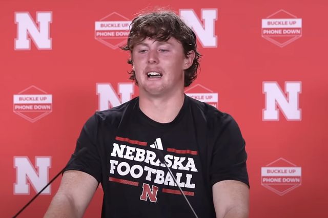 19-Year-Old Football Recruit Breaks Down in Tears Over Missing Family ...