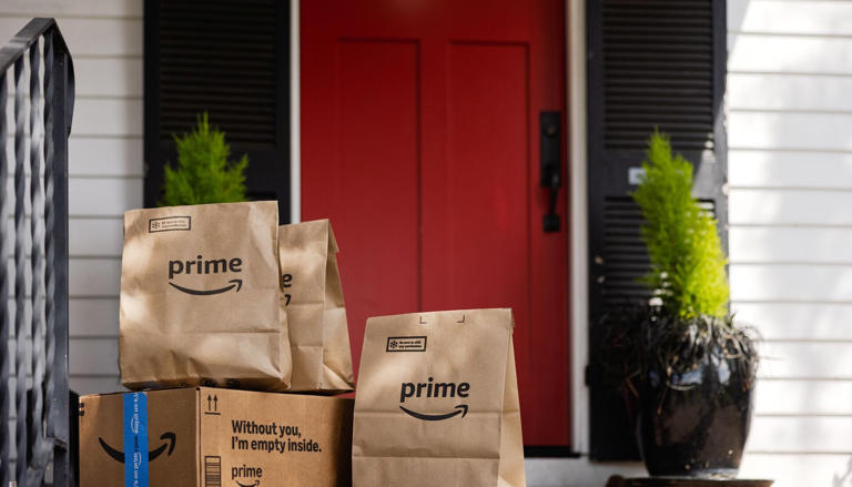 Amazon Prime members can now get same-day groceries for free. Here's how.