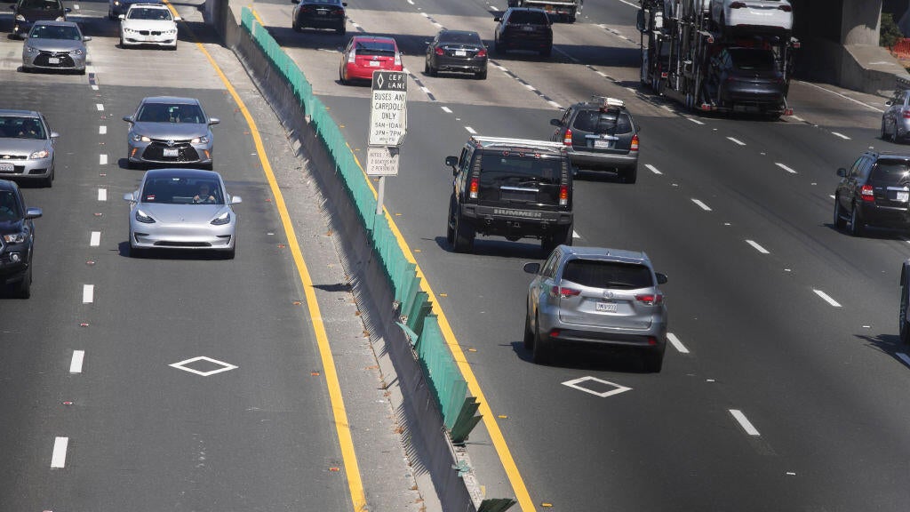 California's Clean Air Vehicle carpool sticker program set to end in ...