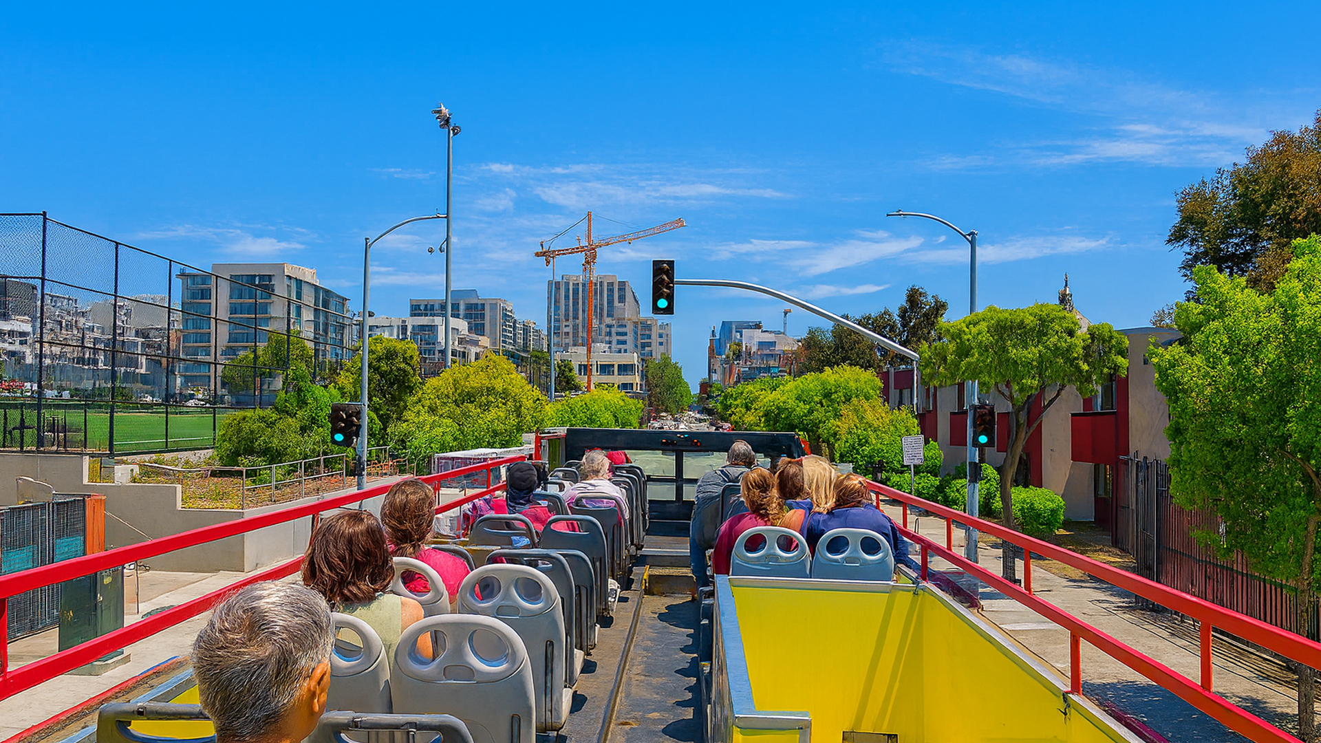 San Francisco City Sights & Golden Gate Bridge – Hop-On Hop-Off Tour in 4K