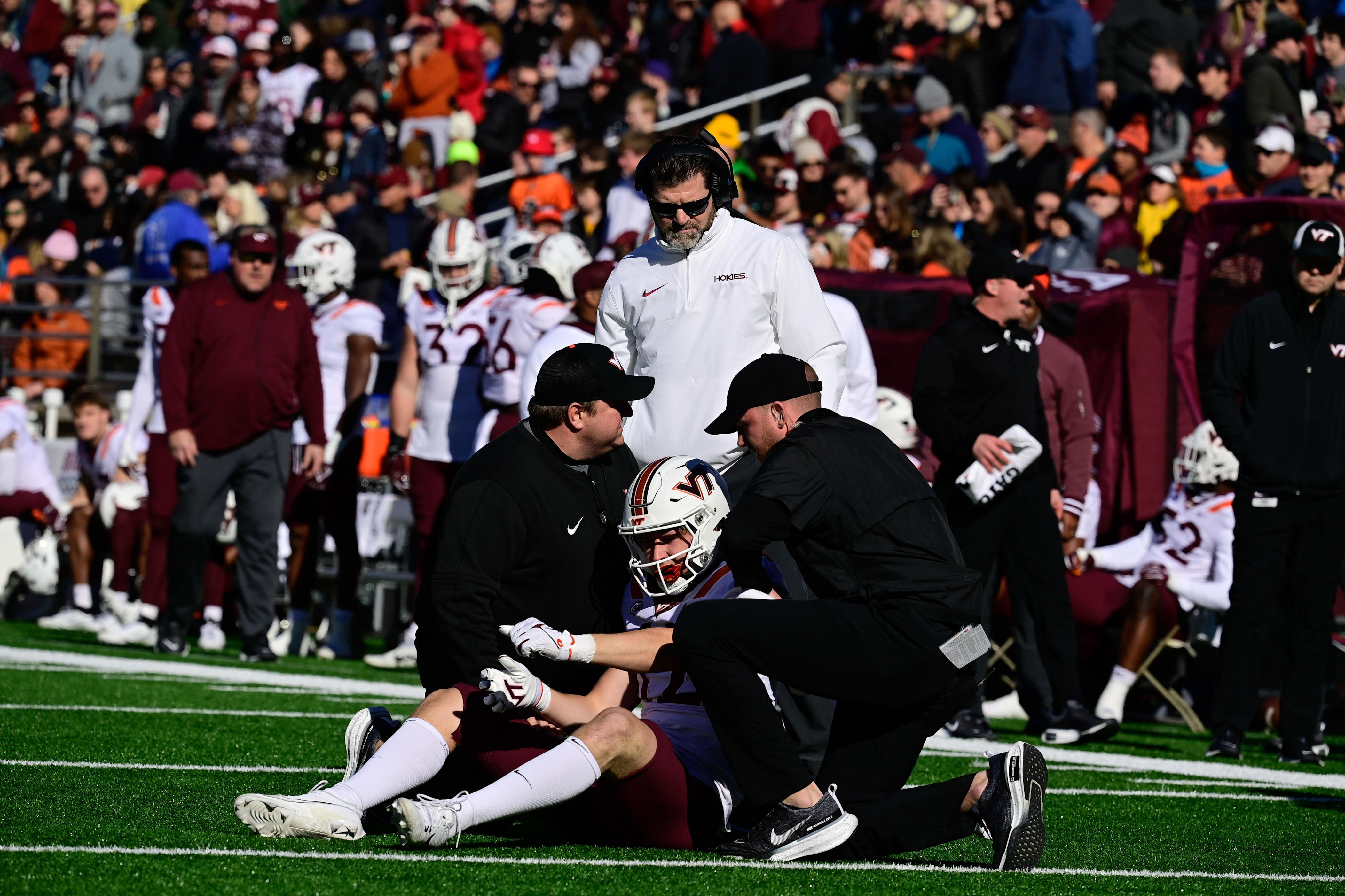 College football rule change attempts to crack down on fake injuries