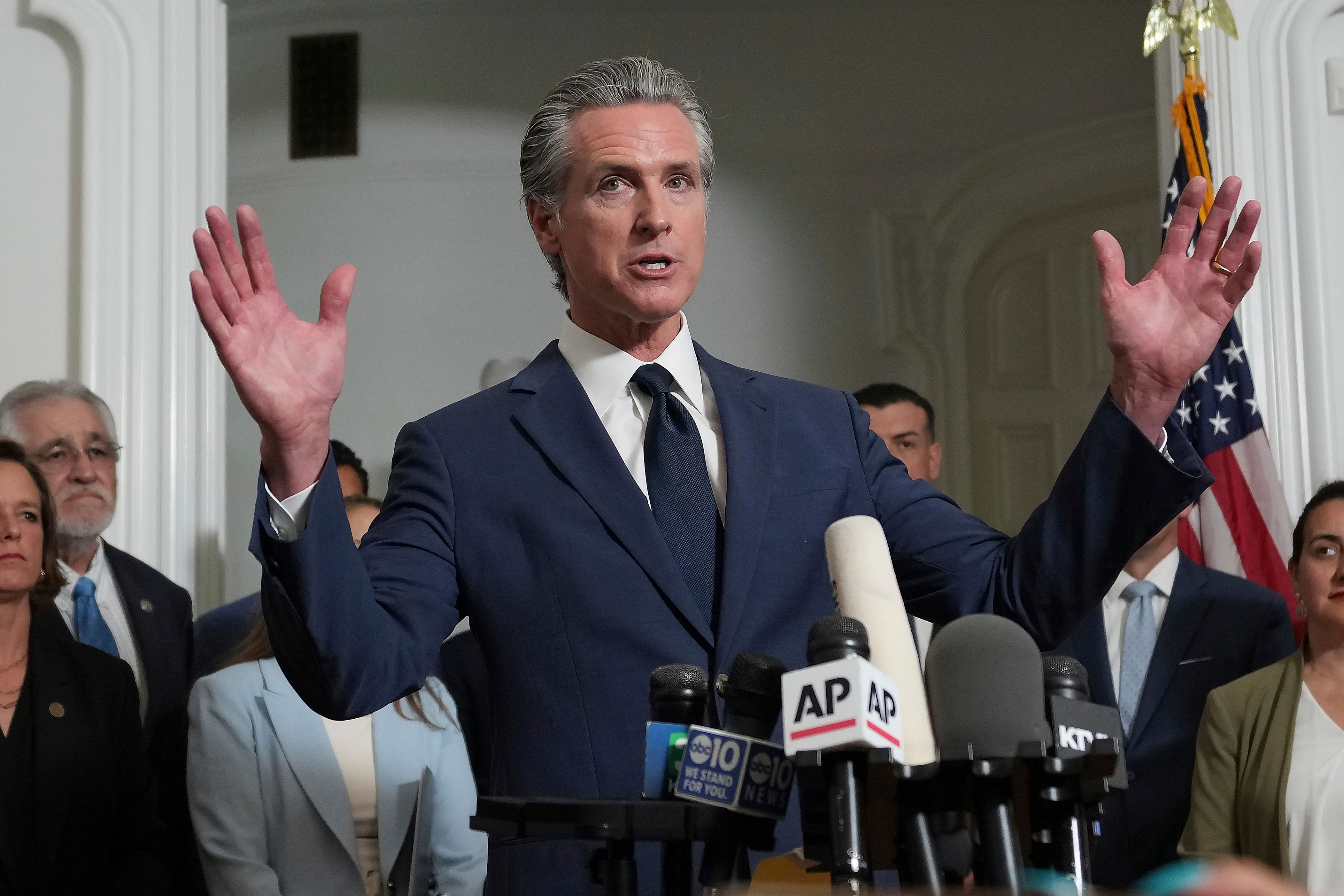 Gavin Newsom praised for new online posting style: All Caps and ...