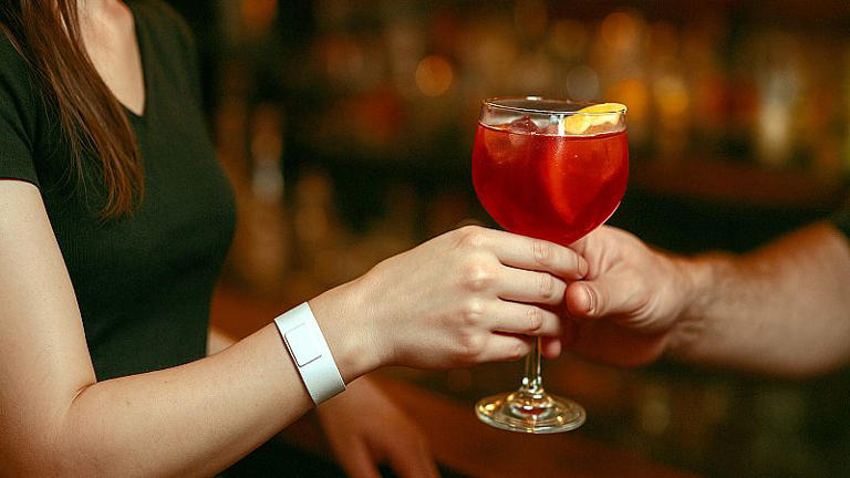 A bracelet that saves lives: The new weapon in the fight against the ...