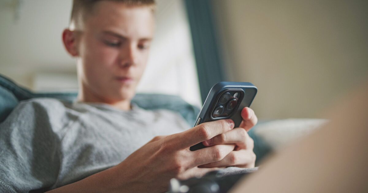 Why are young cis men so vulnerable to right-wing influence? Trans men ...