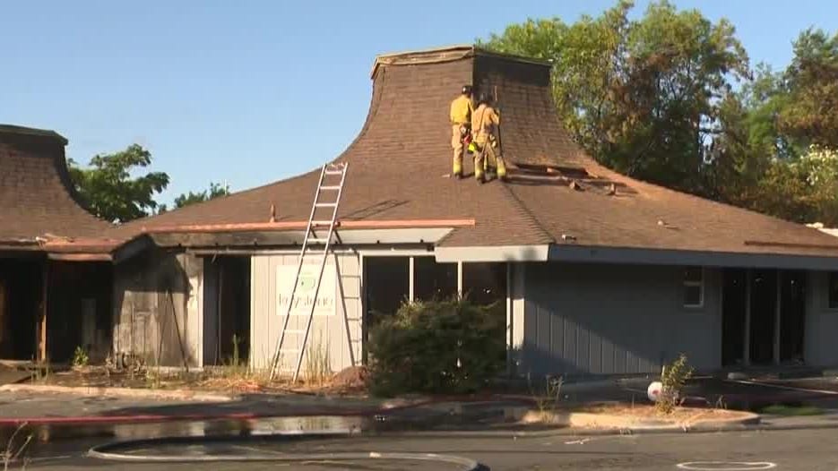 Vacant building catches fire in Arden-Arcade, officials say